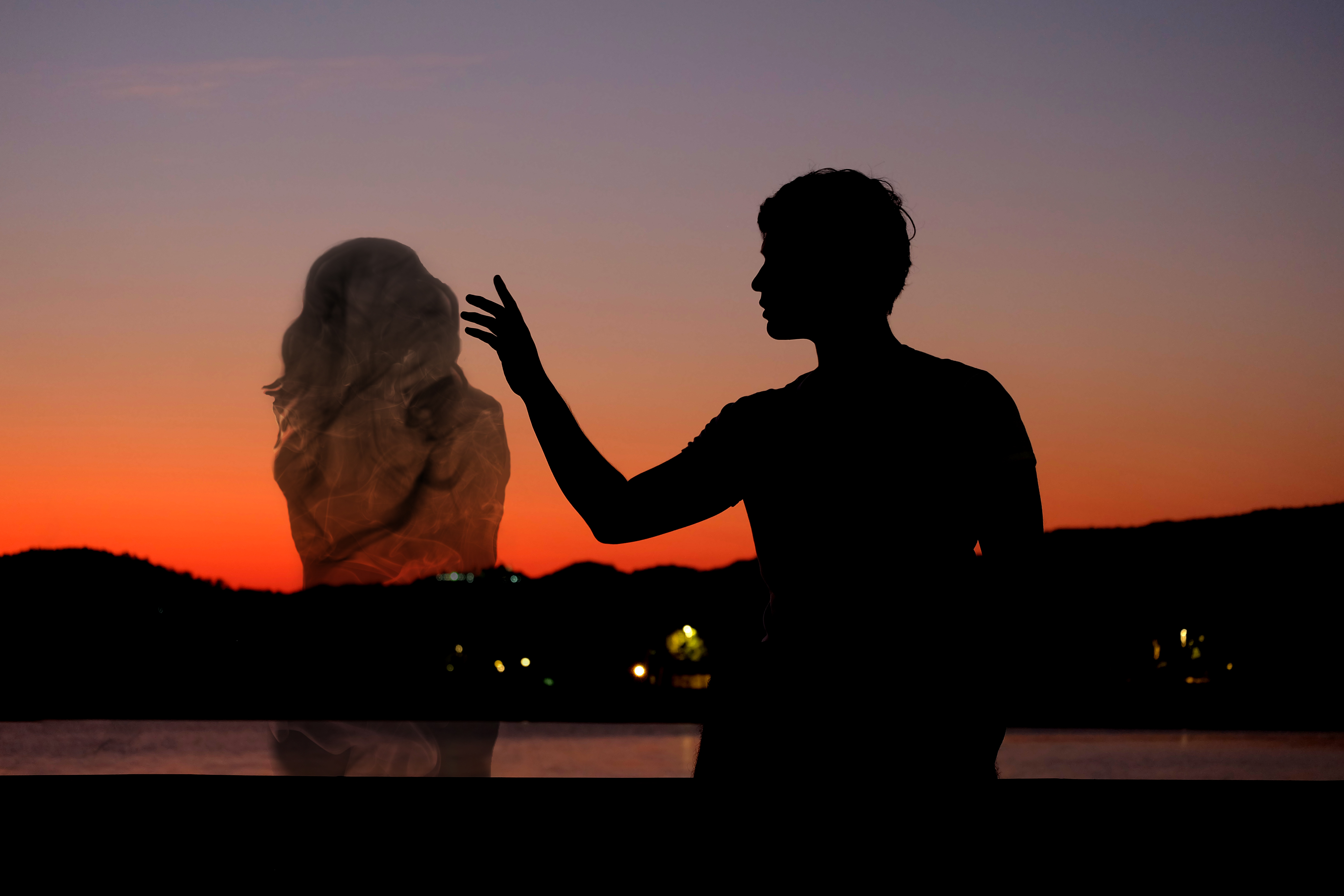 Ghosting – When Friendships or Relationships Disappear - DatingScout